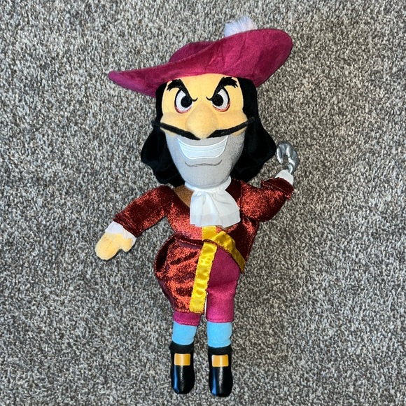 Disney | Toys | Disney Villains Collection Peter Pan Captain Hook Plush ...